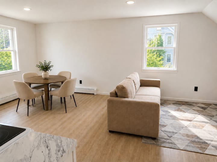 Cozy Retreat In Port Jeff Station - Stony Brook, NY