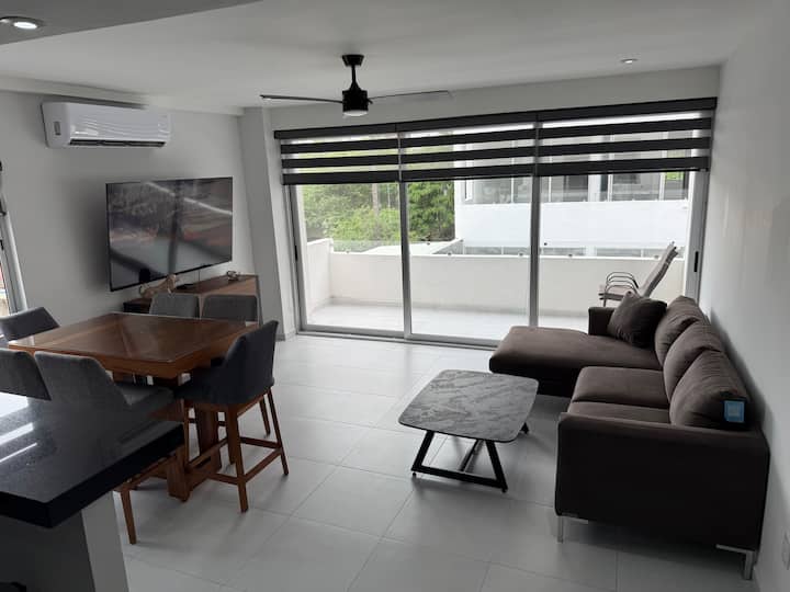 New Condo, 7 Minute Walk To The Beach. - Mexico