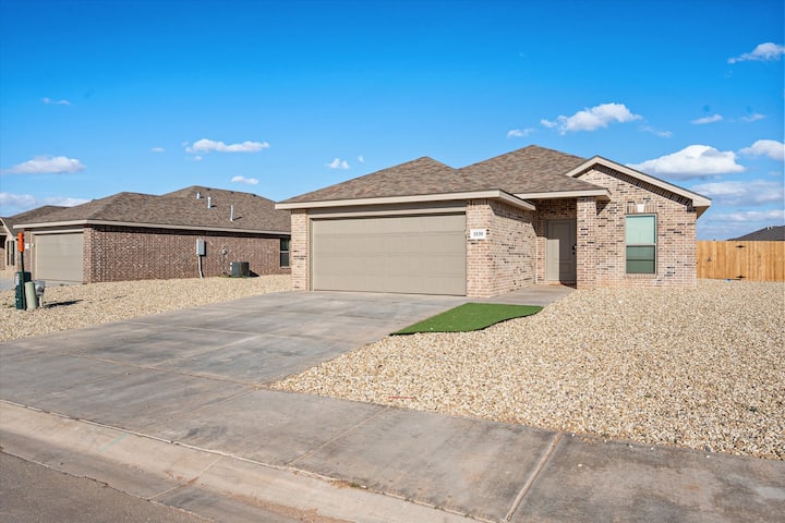 Lubbock Modern Hideaway | 3bd 2ba | Close To Ttu - Lubbock, TX