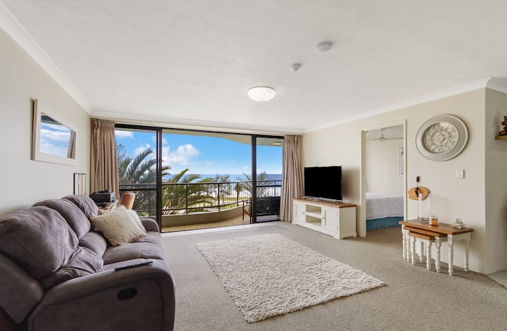 Absolute Beachfront - Coolangatta