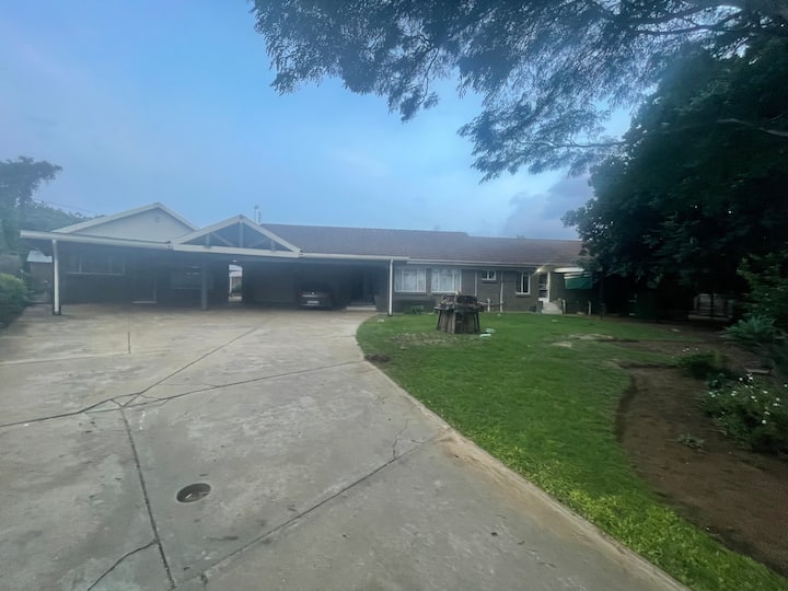 Deluxe Double Room In Vryheid Suburbs - Vryheid