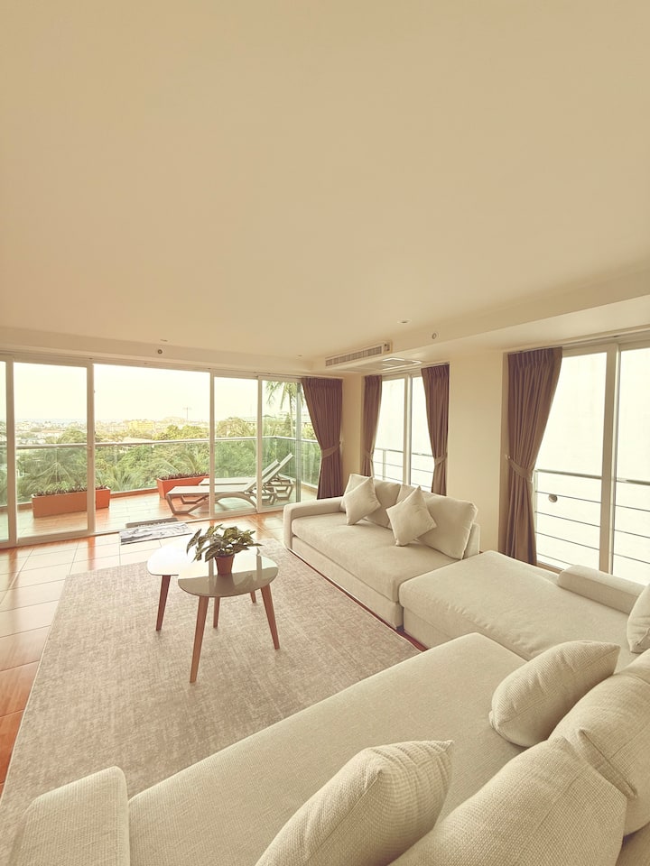Luxury 3 Bedroom Penthouse, Seaview, Kata Beach - Karon Beach
