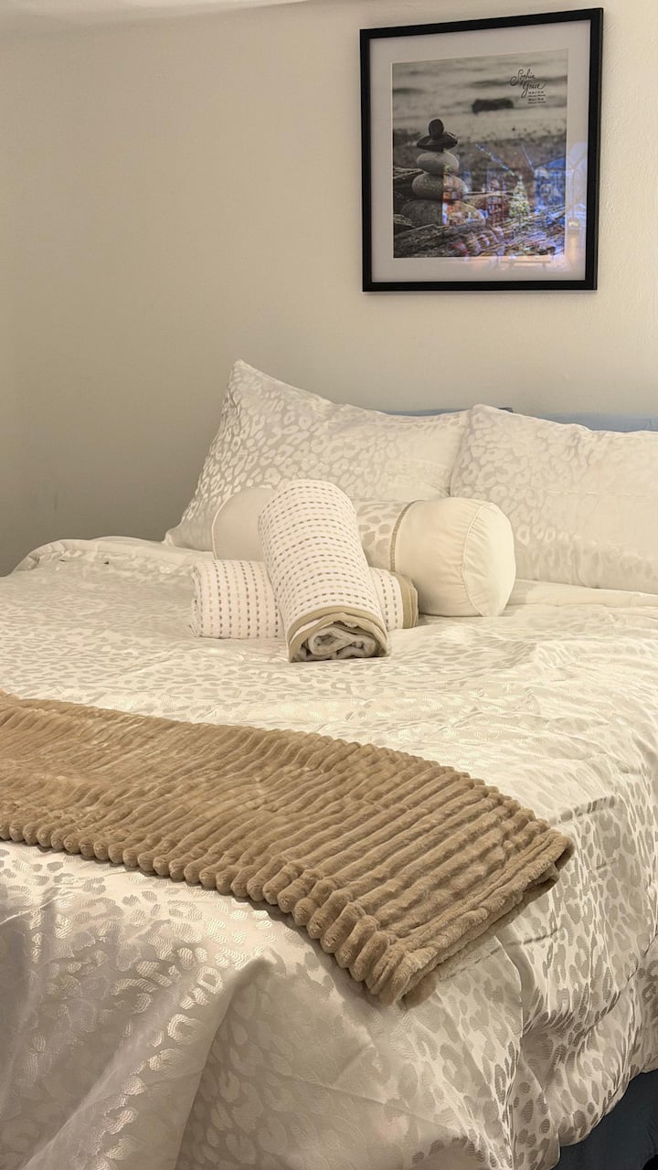 Amazing And Cozy Room In A Private Apartment - Norfolk