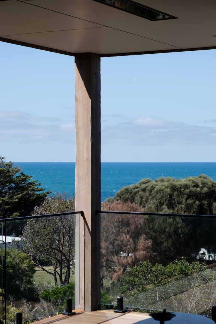 The Coach House
Luxury Oceanview Retreat - Wye River