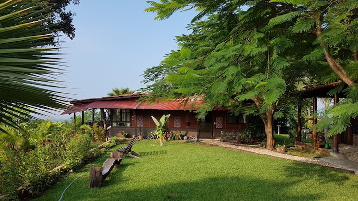 Casa Humi. Bella Cabaña En La Montaña. - Chiapas