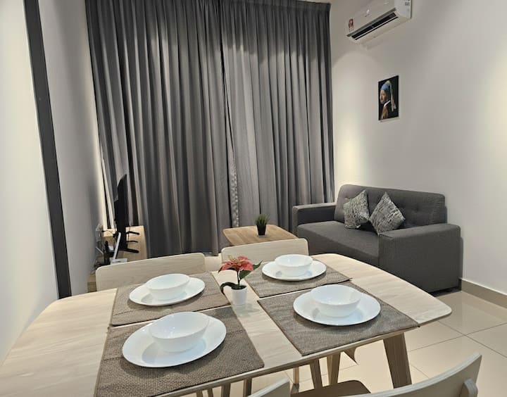 Meldrum Heights Residence•near Ciq Jb/rnf - Woodlands