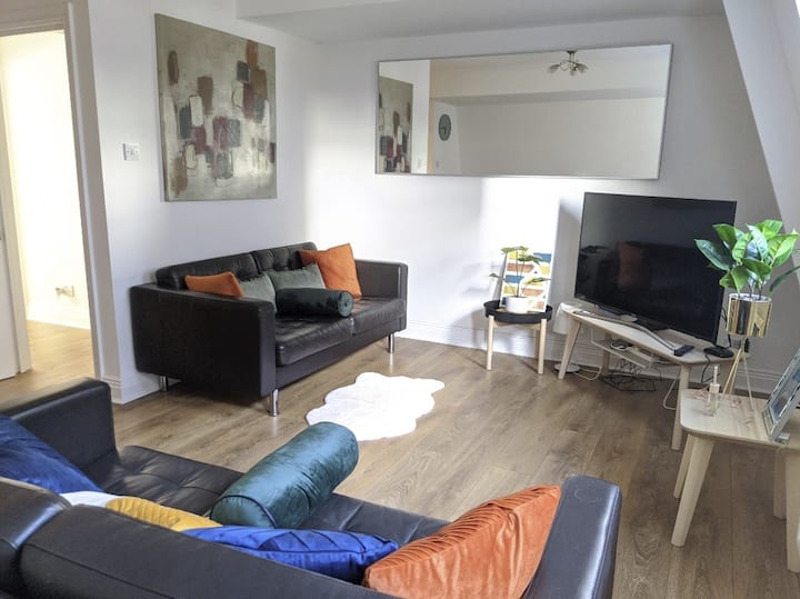 Cosy Town Centre Bromley Apartment - 브롬리