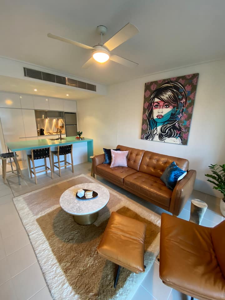 City 1bdr Apartment - Milton