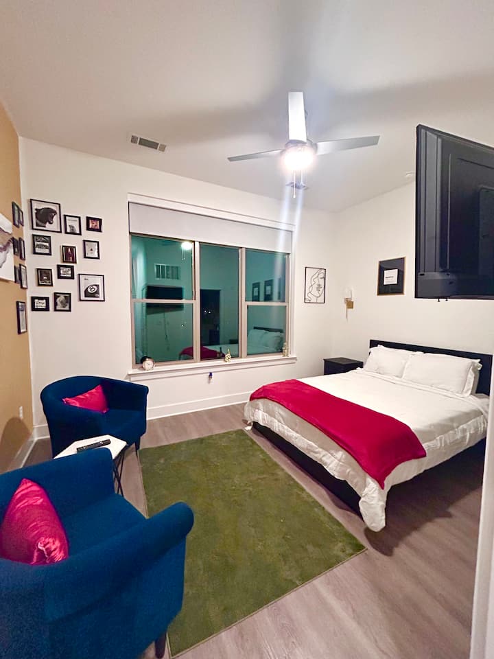 Noda Charlotte Art Luxe Studio - University City Boulevard – Charlotte
