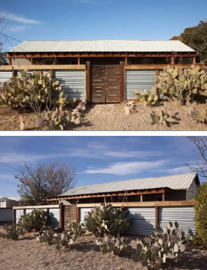 Charming Historic One Bedroom Adobe In Marfa Tx - Marfa