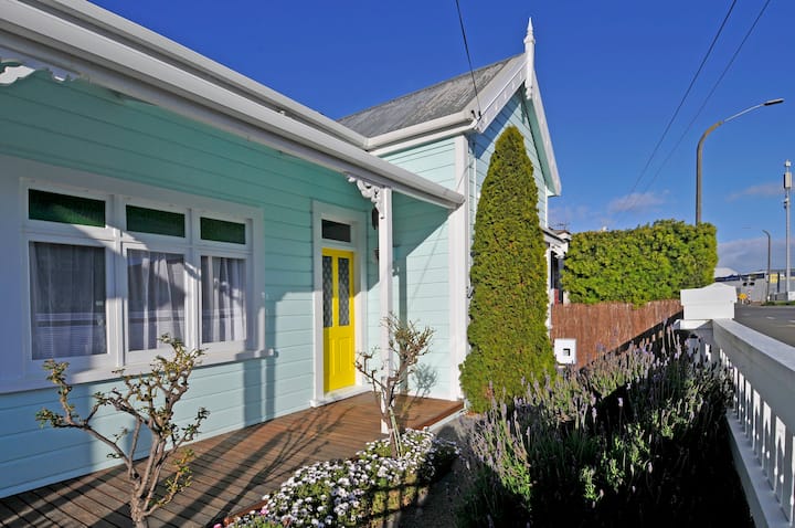 Napier Escape - Stylish Villa Close To The Sea - Napier