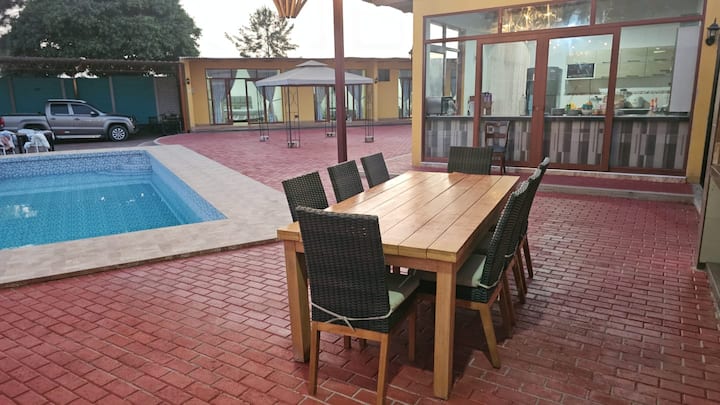 Linda Casa De Campo Familiar Con Piscina - Huaral - Huaral