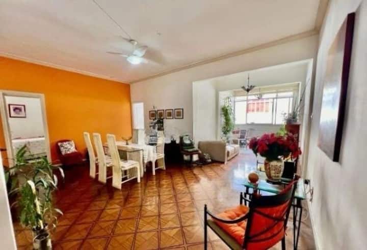 Apartamento, Posto 4 Copacabana. 3 Quartos - Rio de Janeiro