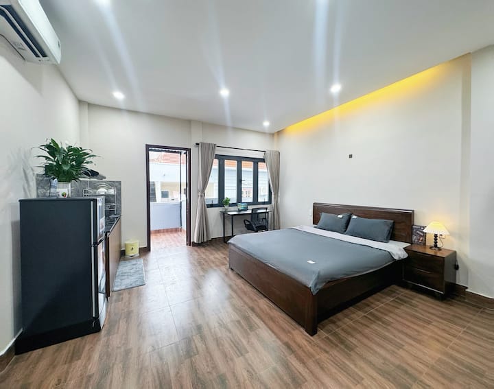 Newhouse_bigroom 40m2 With Balcony,quiet Area Cozy - Da Nang