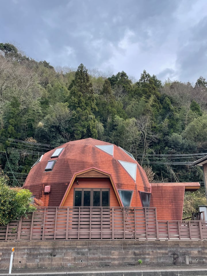 自然に囲まれた静かな隠れ家・ゲストハウスフォレ - 日本