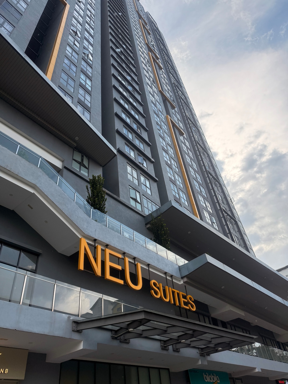Downtown 2BR @ Neu Suites | KLCC | 5 Pax - Flats for Rent in Kuala ...