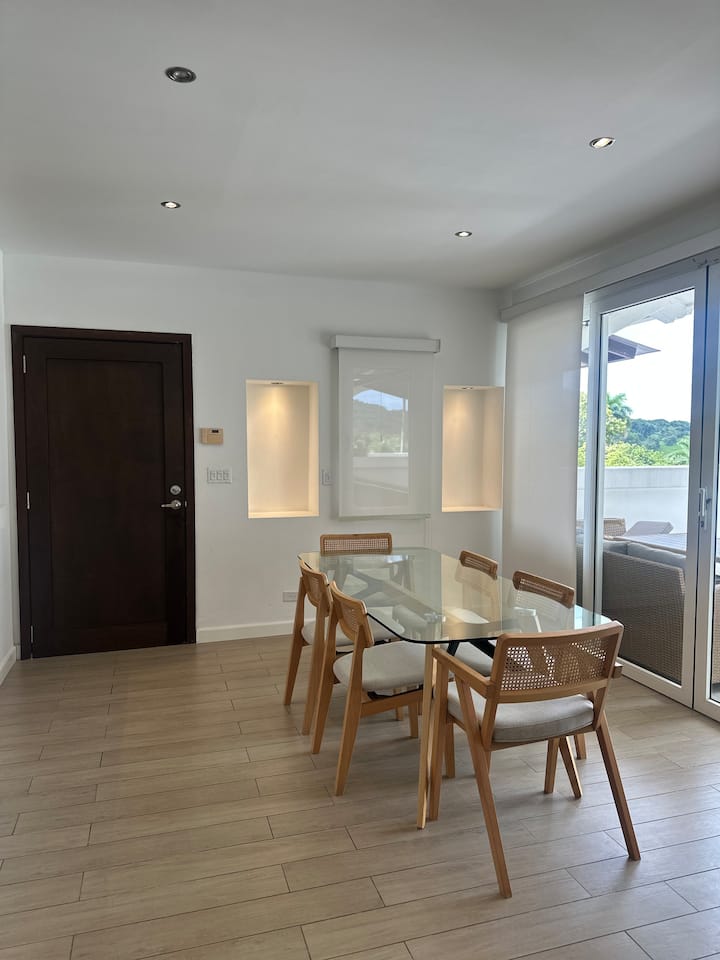 Hermoso Apartamento Con Vista Al Campo De Golf - Panama City