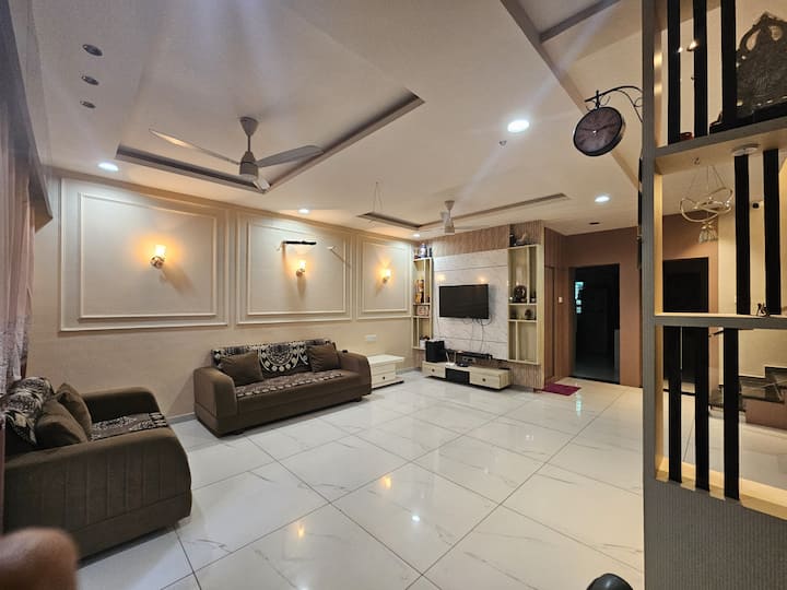 Luxury House With Asthetic Vibes - Gandhidham