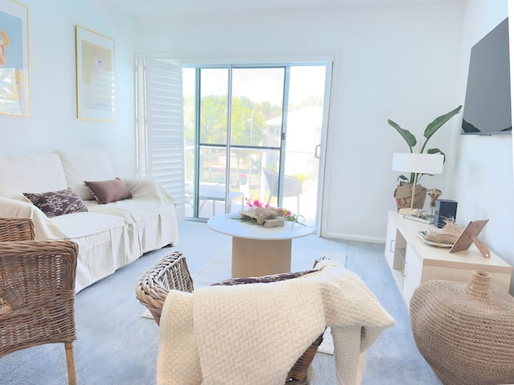 Sea Salt Escape - 2 Bedrooms - Salamander Bay