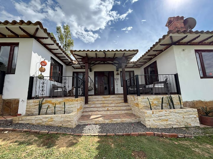 Refugio De La Montaña | Casa Campestre Con Piscina - Villa de Leyva