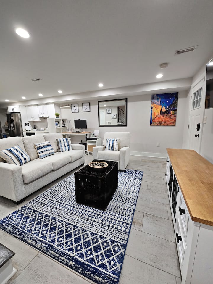 Modern Kingman Park Retreat / Blocks To Metro - Capitol Hill, DC