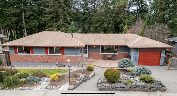 Beautiful Home In Tacoma! - Tacoma, WA