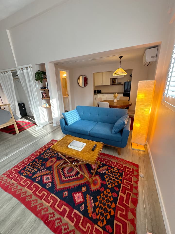 Moonrise Cottage - Olympia, WA