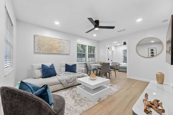 2 Miles To Atlantic Ave | Walk To Beach: The Sands - Delray Beach, FL