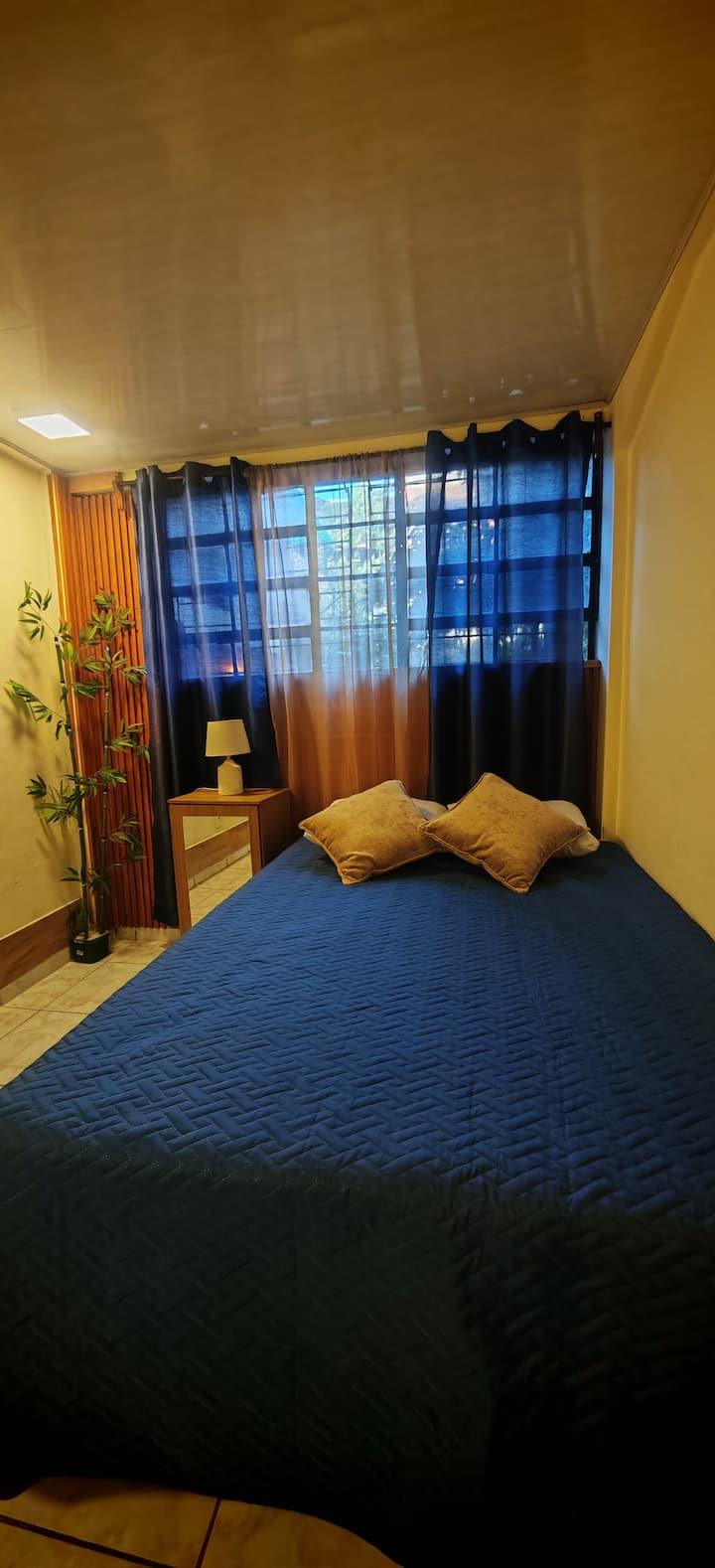 Apto. Monserrat San Salvador, Estadio Cuscatlán - San Salvador