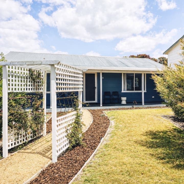 On The Fishing Ground - Tasmania