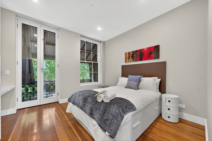 Alexi’s On Bourke - Urban Escape -1 Bdrm Apt No 4 - Surry Hills