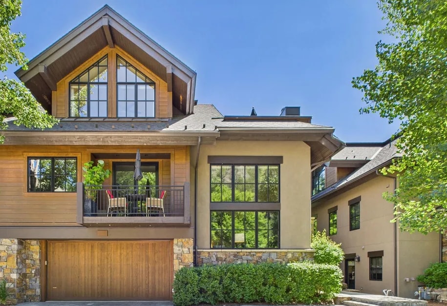 Spaziergang zum River Run und zur Innenstadt von Ketchum - Häuser zur ...