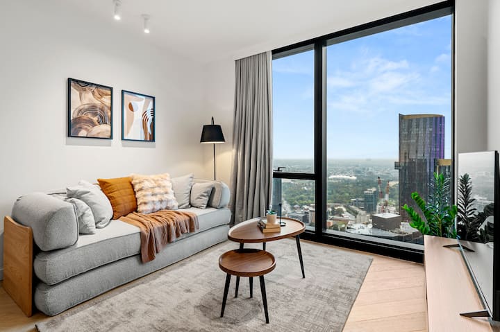 Luxurious Living In Southbank | Pool, Gym & Sauna - Australia