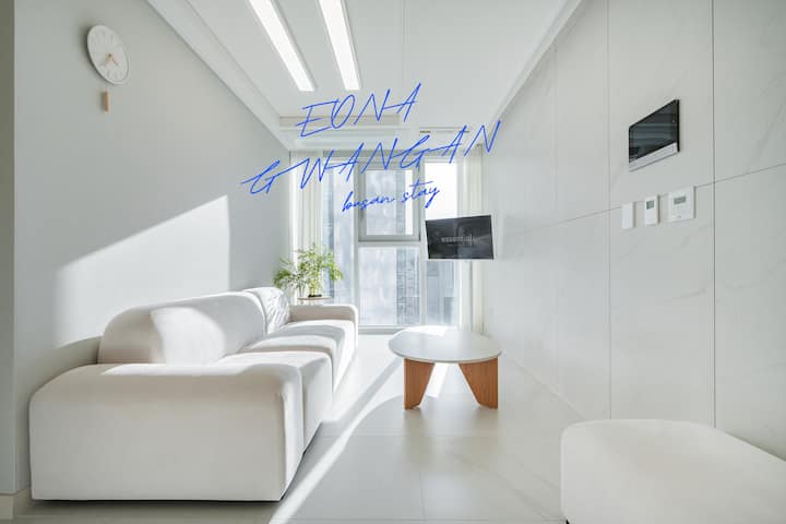 Open Sale신축/키즈,가족/방2거실1/3beds/광안리3초/금련산역5분/휴가/넓은침대 - Busan