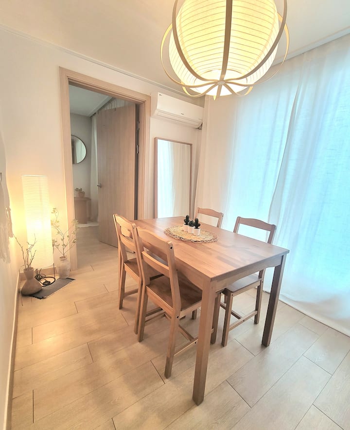 성심당.몽심.중구청역 도보권/야구장차로9분/깨끗청결감성인테리어/선리단길 바로앞/예쁜카페거리 - Daejeon