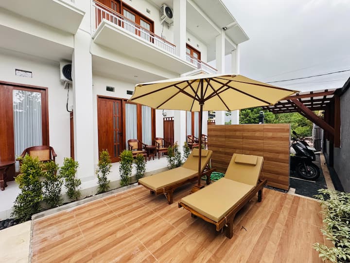 Anumana Bingin Sari - Australia