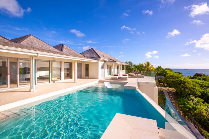 Brand New Luxury 5-bedroom Villa On Resort - Antigua and Barbuda