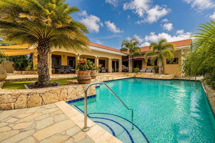 5br Private Pool Villa | Family Retreat By Bocobay - Aruba