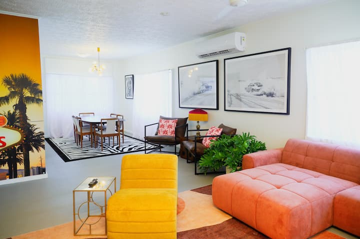 Book Xmas & Nye Sleeps 8 Bowen Holiday House - Bowen