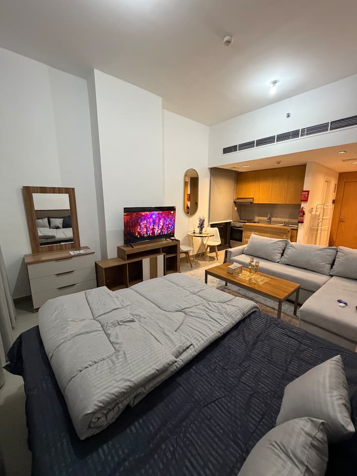 Cozy Studio Apartment For Your Next Stay - Sharjah