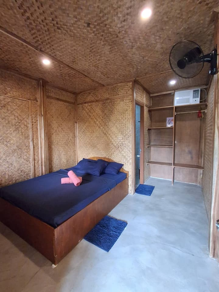 Gandya Residence
Room 1 - El Nido, Philippines