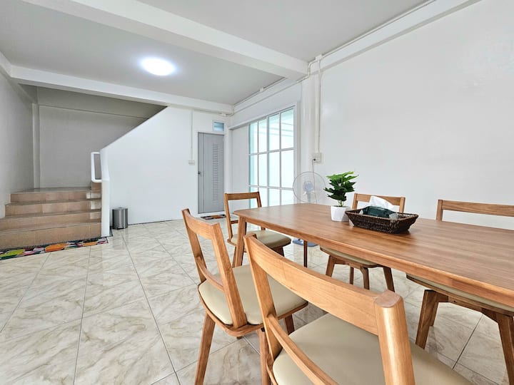 Tranquil Beach Retreat | Flex Space In Paknampran - Pran Buri