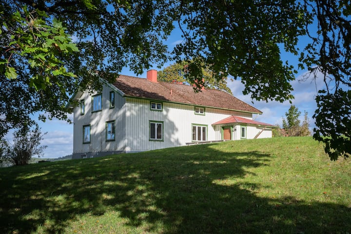 Stor Lantlig 1800-tals Villa - 10 Bäddar - Kinna