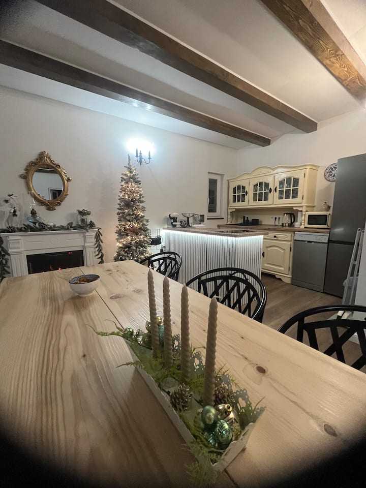 Casa Cu 3 Dormitoare Triple - Ocna Șugatag