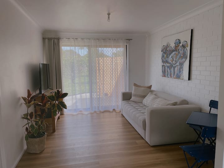 1 Bedroom Unit In Orient Point - Greenwell Point