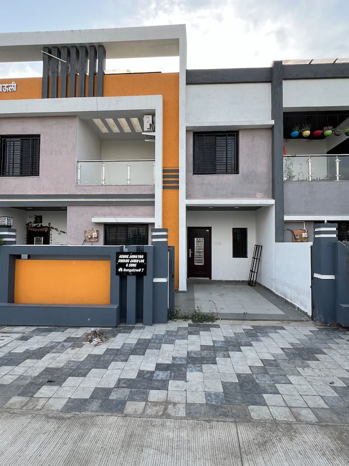 3bhk Full Row House For Family-only, Staycation - Nagpur