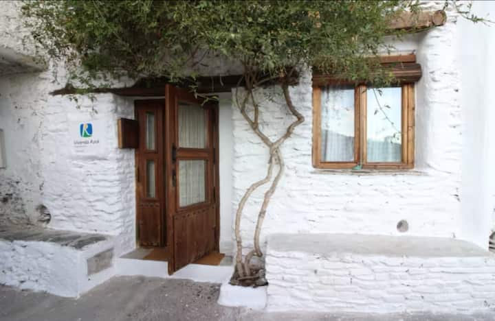 Casita Tradicional Alpujarreña En Pampaneira - Capileira