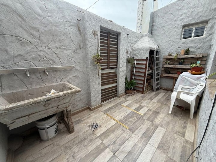 Alquilo Dpto. Céntrico Con Patio 2/3 Personas - Bahía Blanca