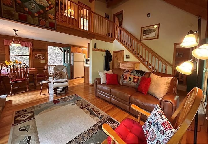 Charming Stone Ridge Cabin - Blowing Rock, NC