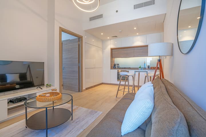 Relax & Unwind | Stylish 1br With Sea View - Dubai
